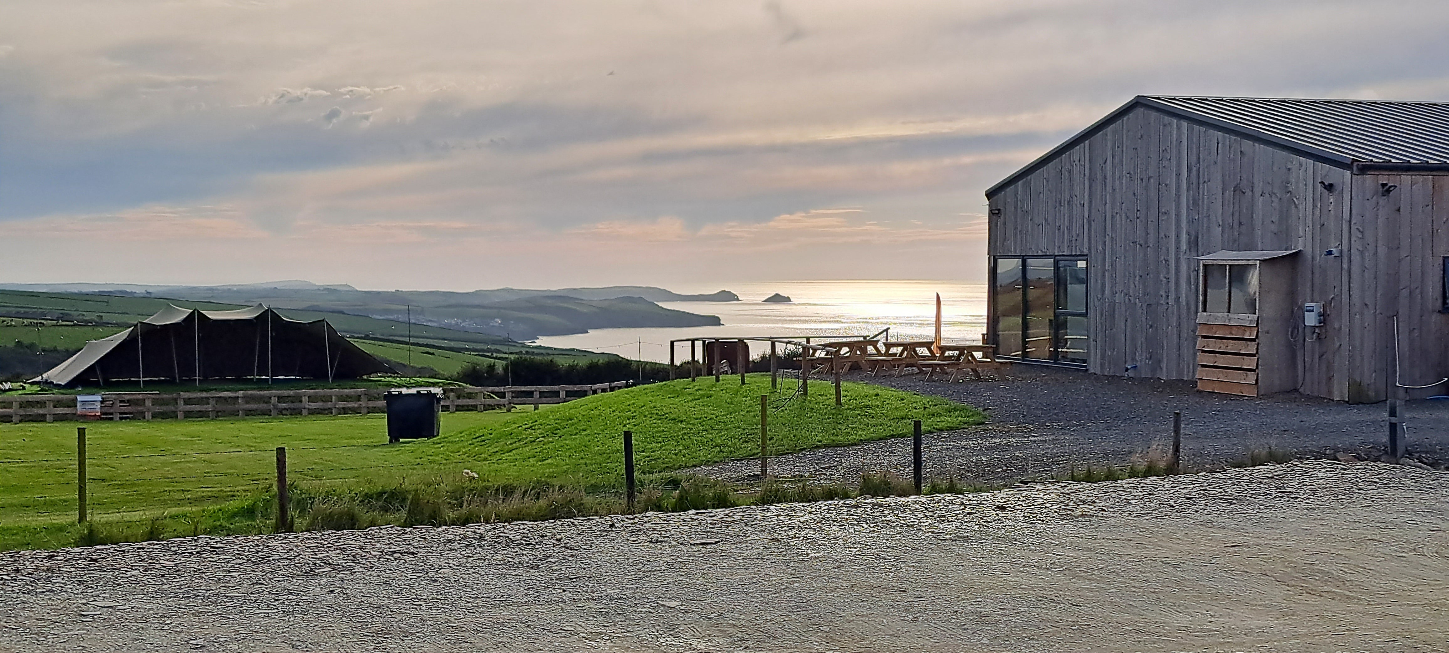 SEA VIEW FARM SHOP CORNWALL- Restaurant - Cafe - Live Music - Festival