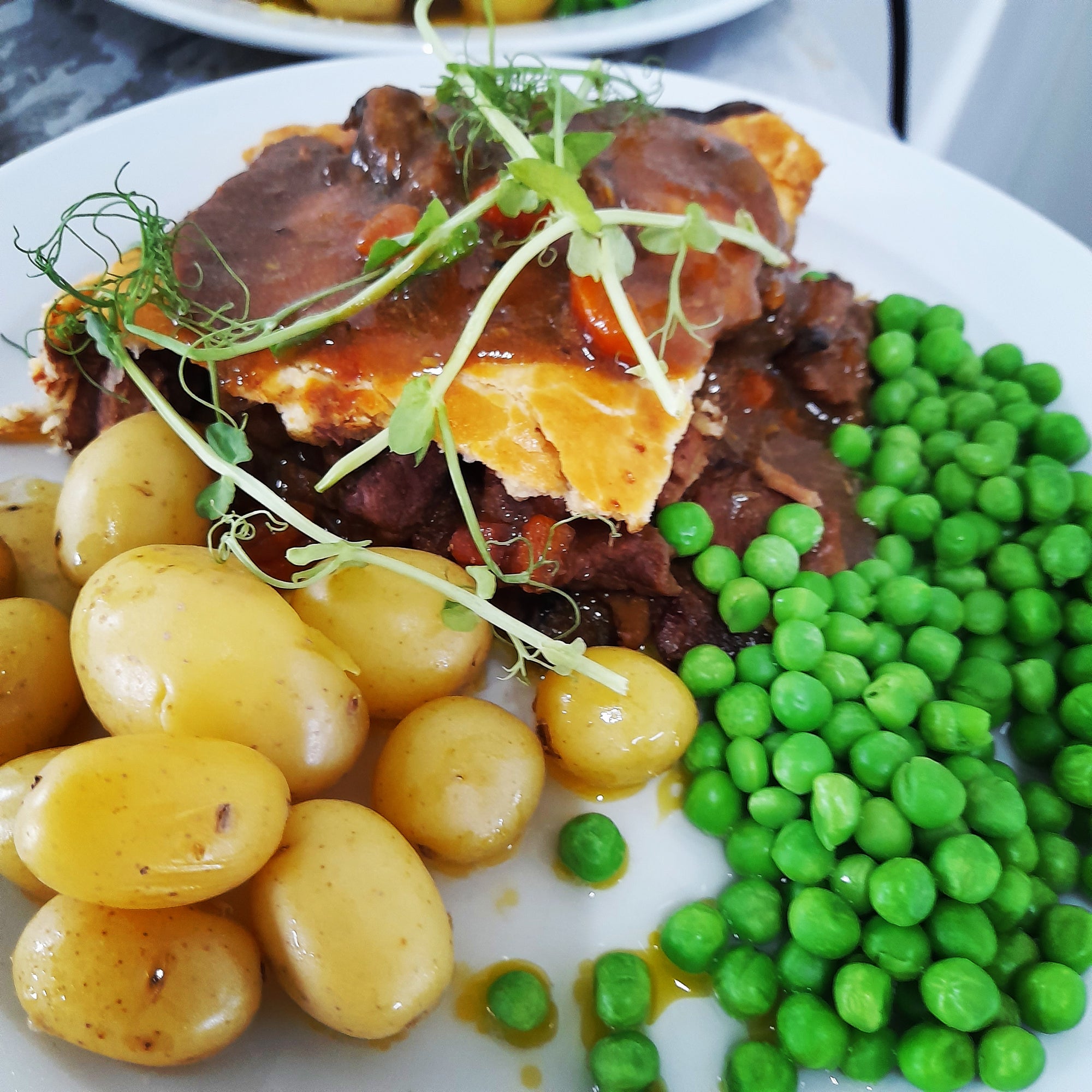 SEA VIEW FARM SHOP CORNWALL- Restaurant - Cafe - Live Music - Festival